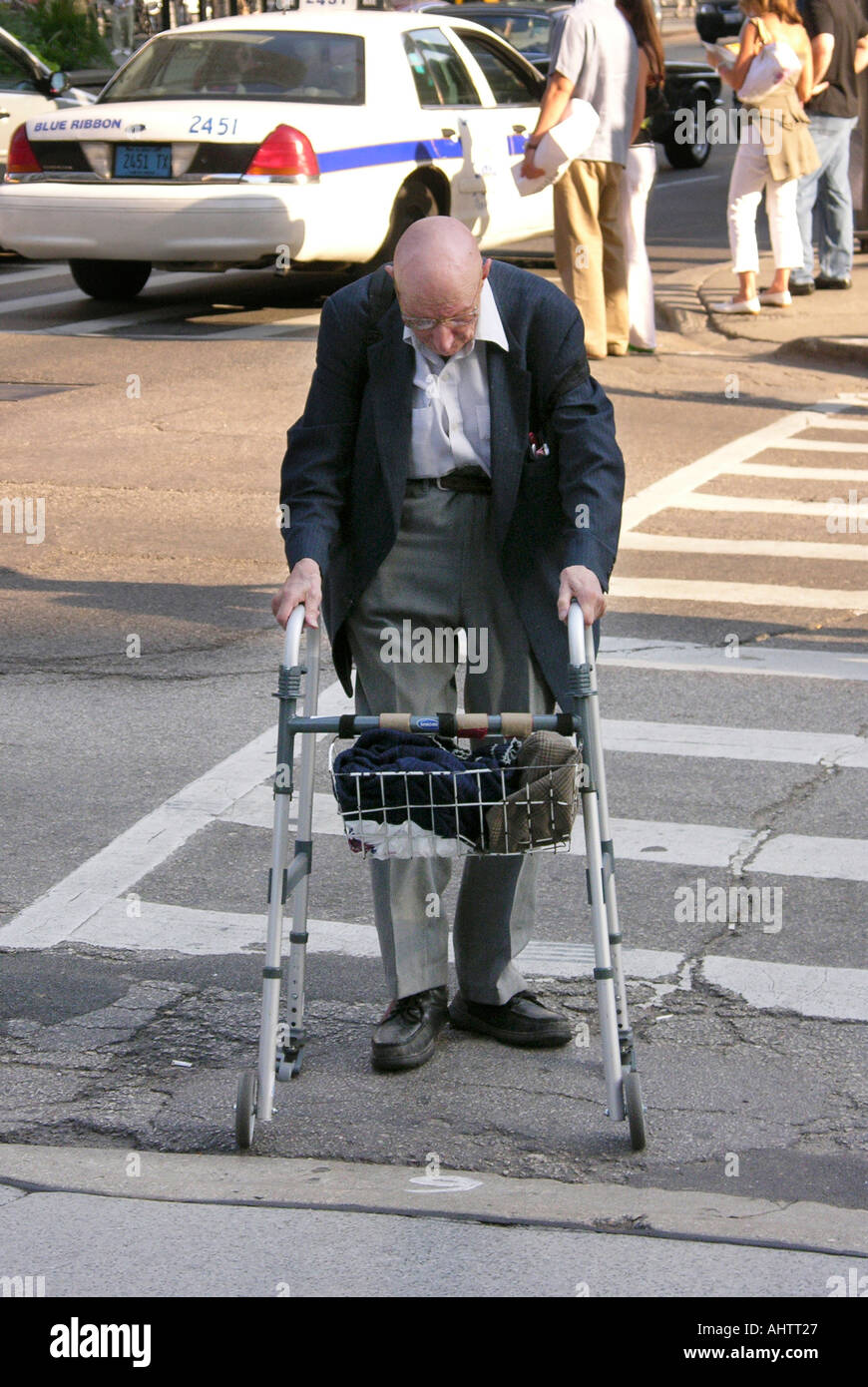 Old man with walker hi-res stock photography and images - Alamy