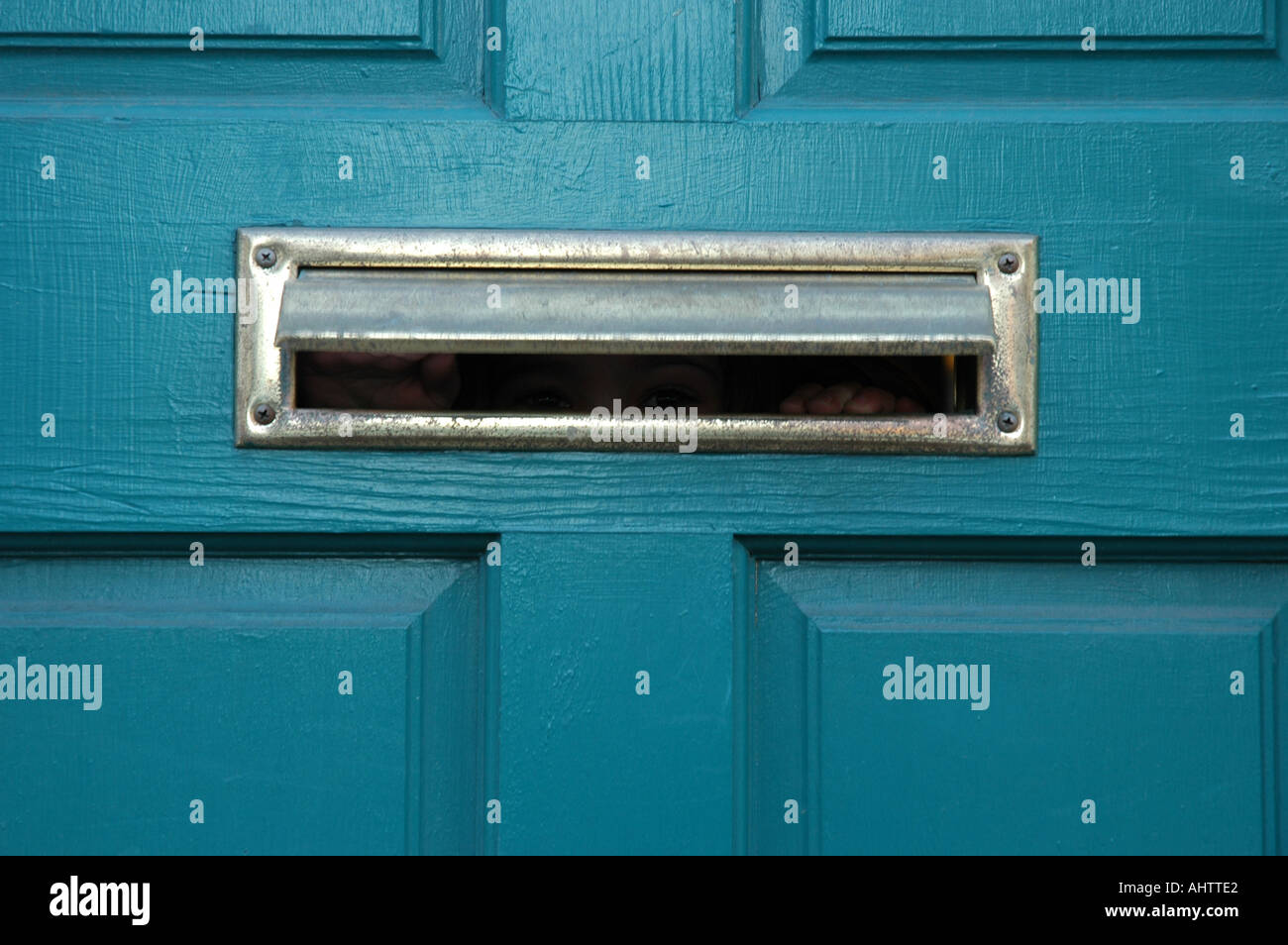 Hidden postbox hi-res stock photography and images - Alamy