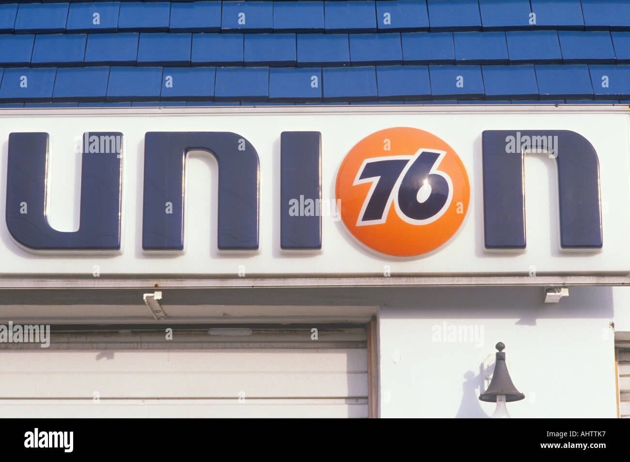Union 76 gasoline sign hi-res stock photography and images - Alamy