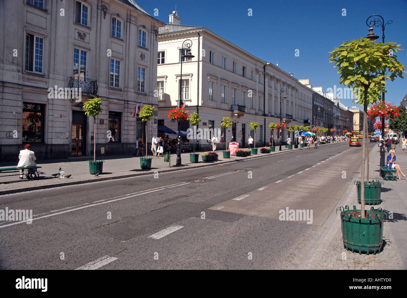 Nowy swiat street warsaw hi-res stock photography and images - Alamy