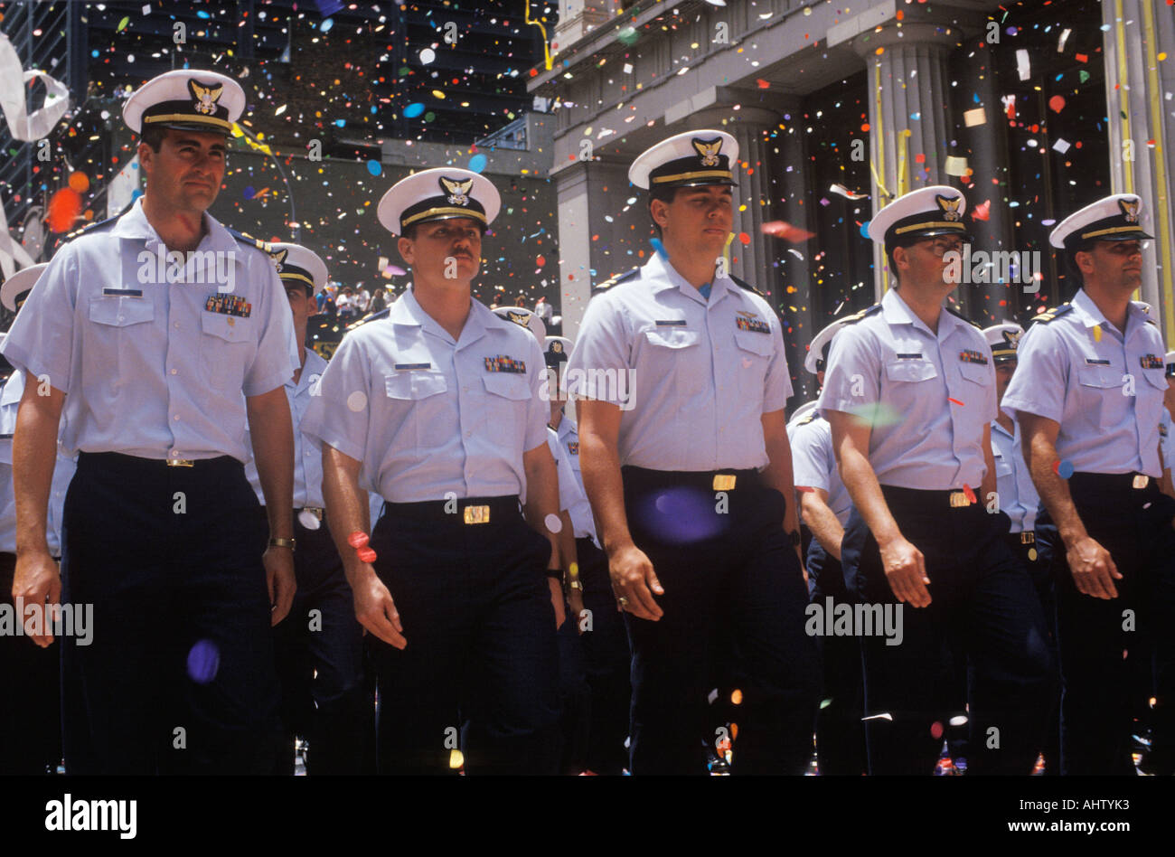 Military officers marching hi-res stock photography and images - Alamy