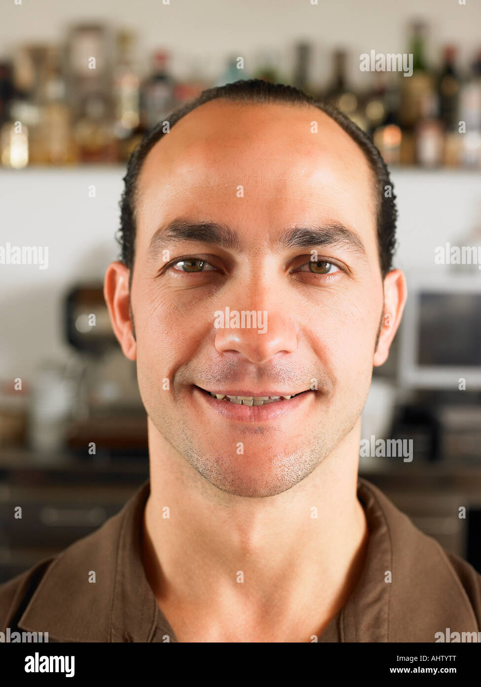 Kitchen facing lounge hi-res stock photography and images - Alamy