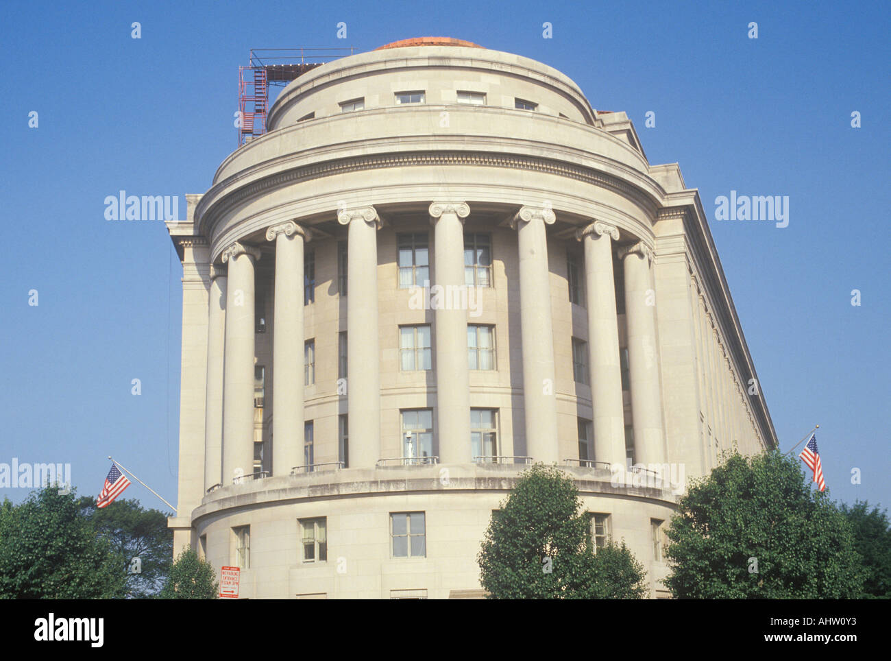 Department of commerce building hi-res stock photography and images - Alamy