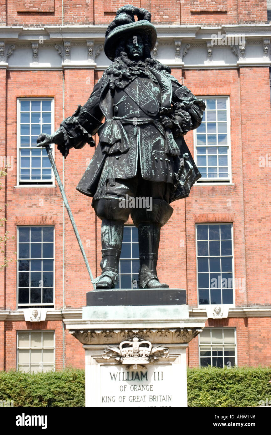 William II Statue at Kensington Palace, london Stock Photo - Alamy