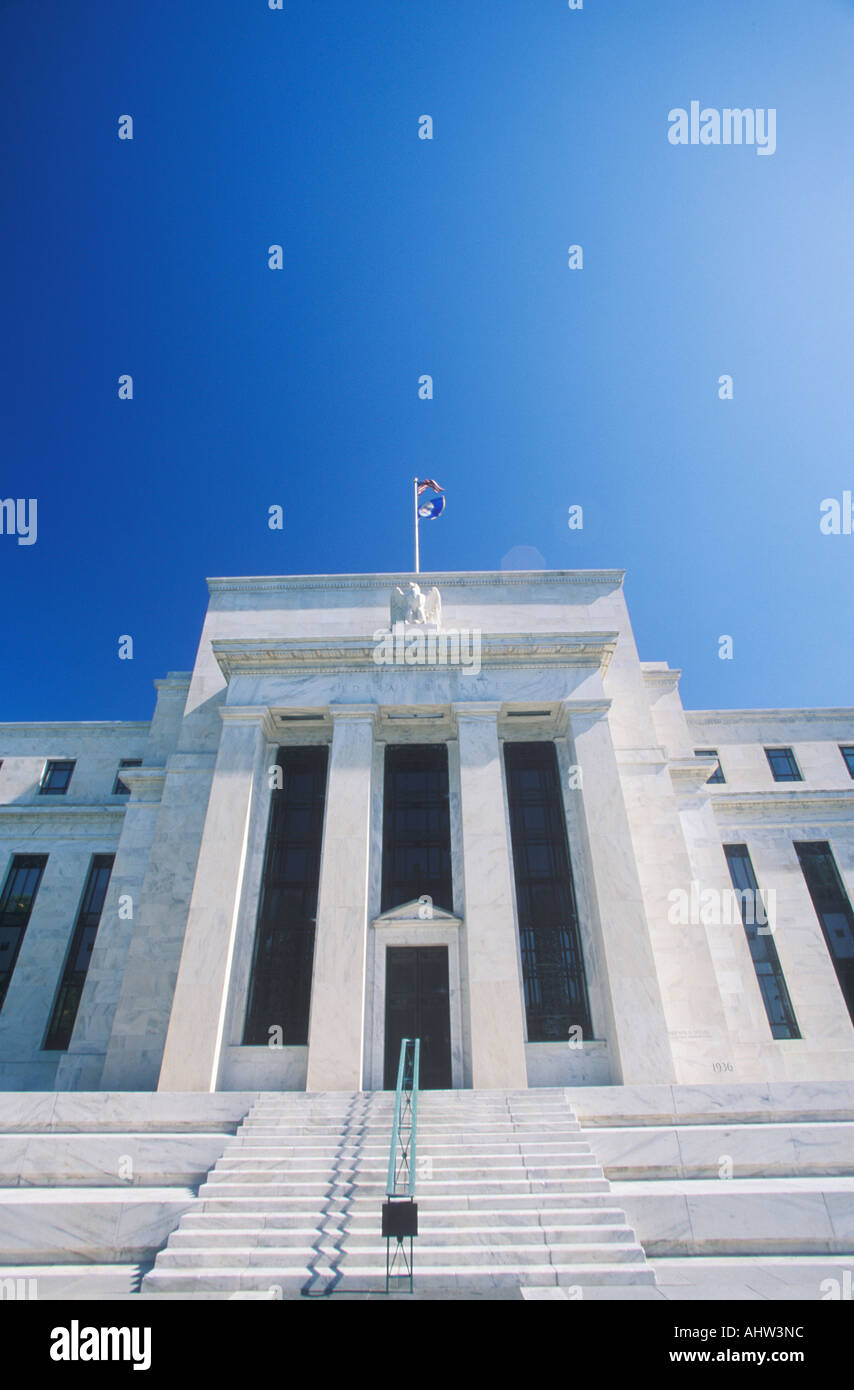 U s federal reserve board building hi-res stock photography and images ...