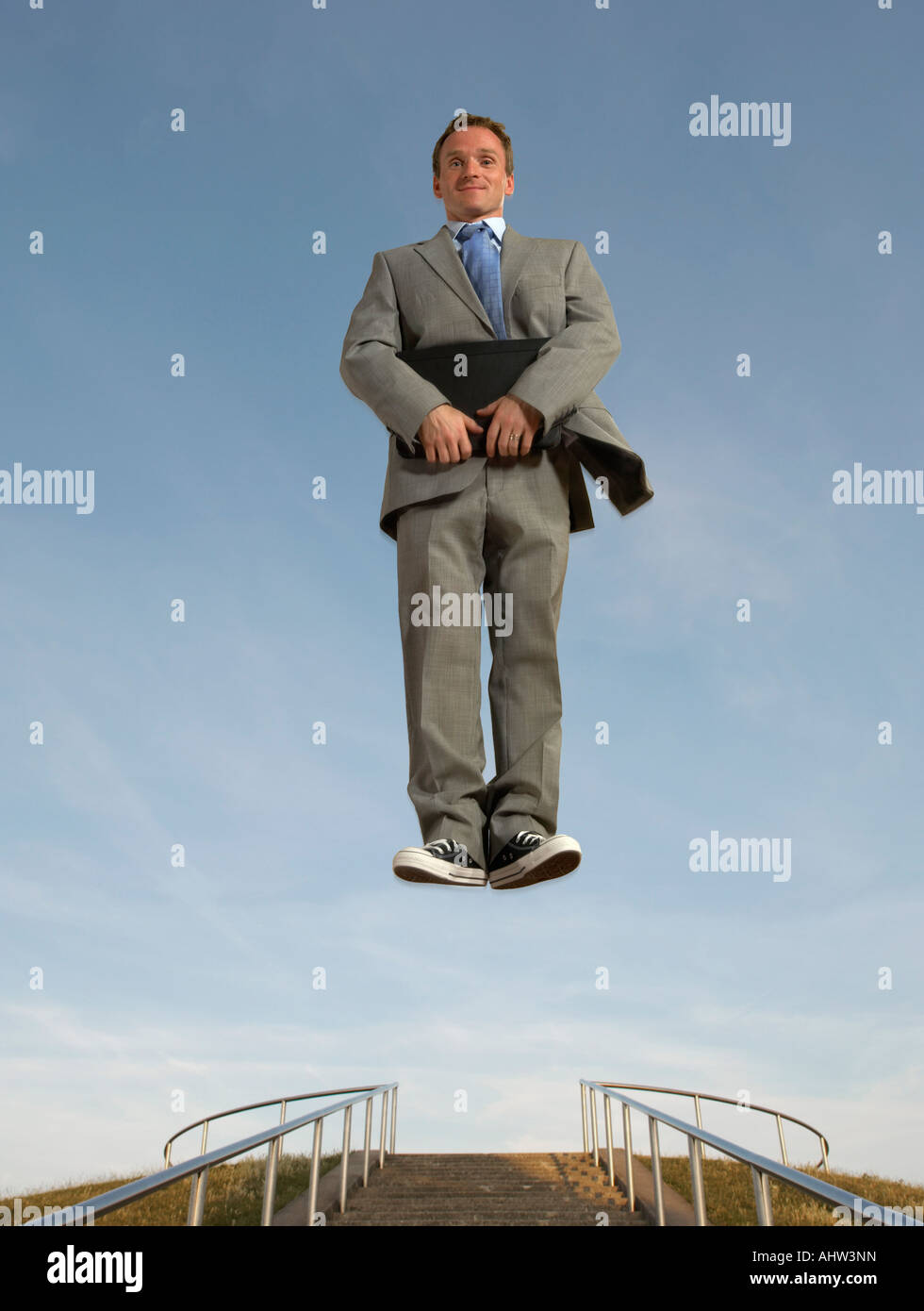 View over rise in ground hi-res stock photography and images - Alamy