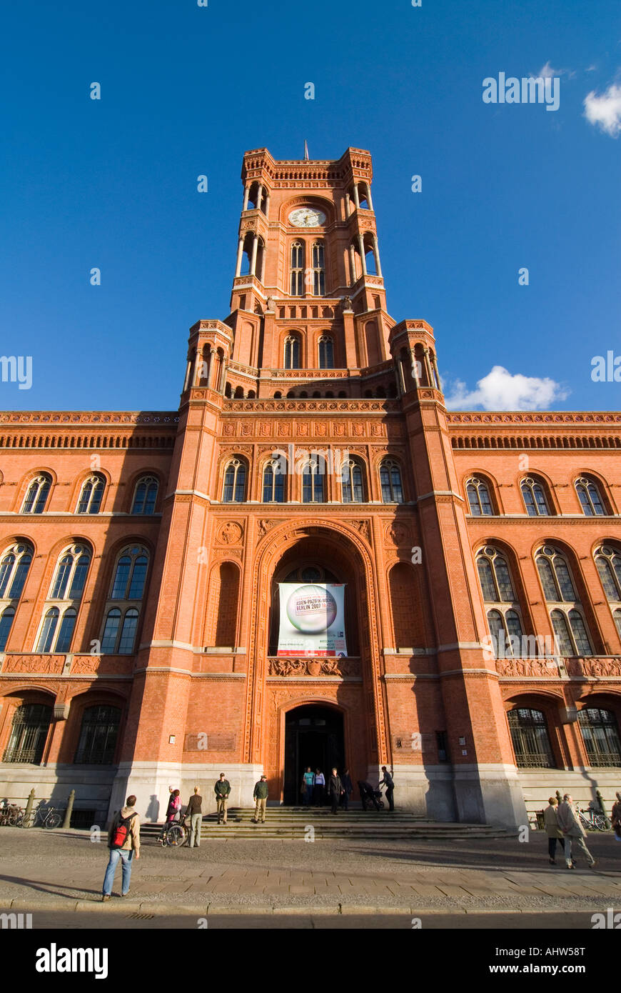 Vertical wide angle of the distinctive Rotes Rathaus 'Red Town Hall' on ...