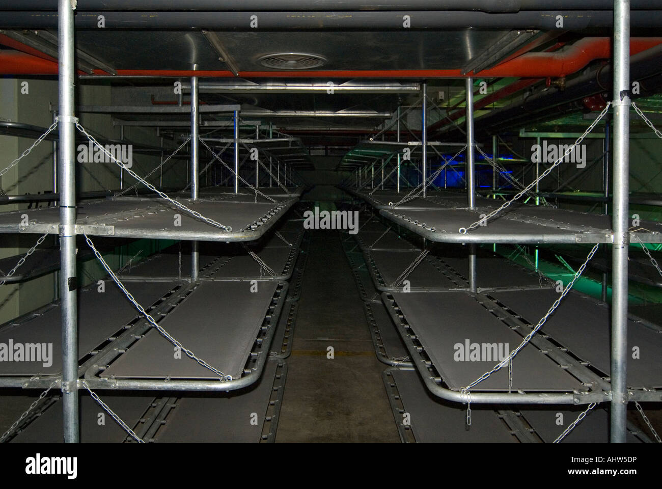 Nuclear shelter hi-res stock photography and images - Alamy