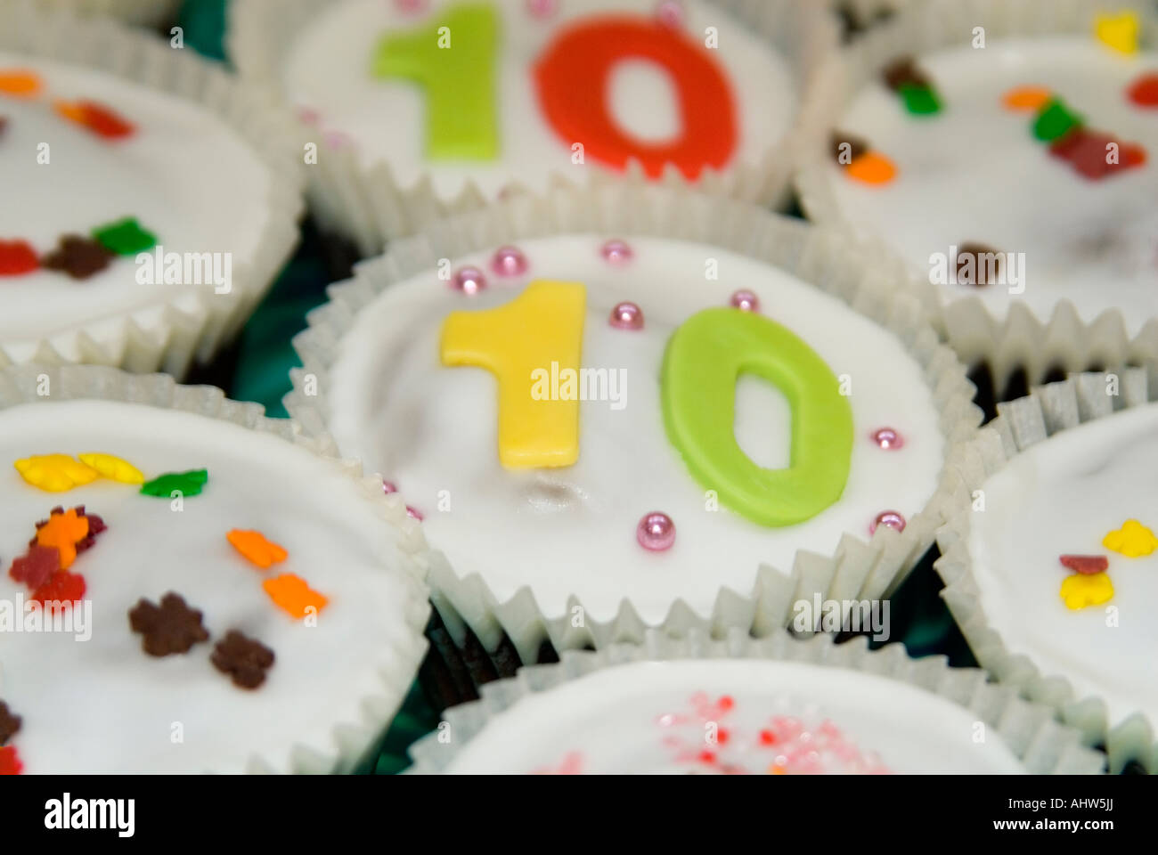 10th birthday cake hi-res stock photography and images - Alamy