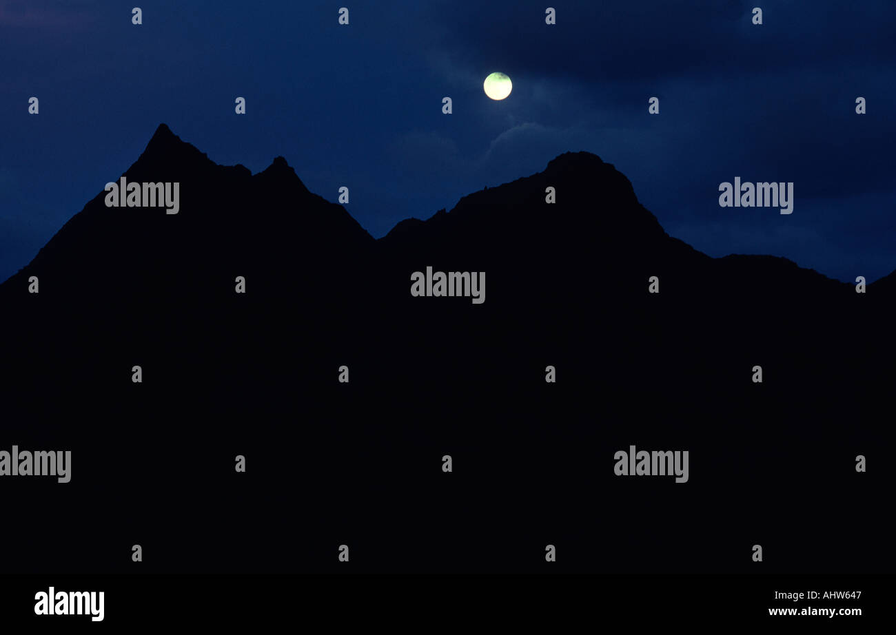 Hawaii Moonrise Moon High Resolution Stock Photography and Images - Alamy