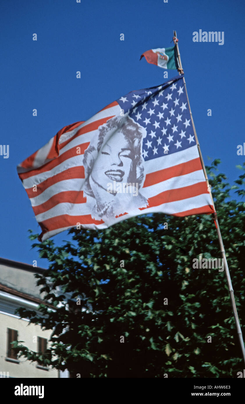 Marilyn monroe flag hi-res stock photography and images - Alamy