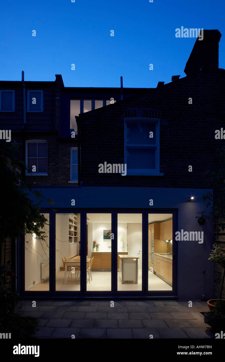 Victorian terraced house hi-res stock photography and images - Alamy