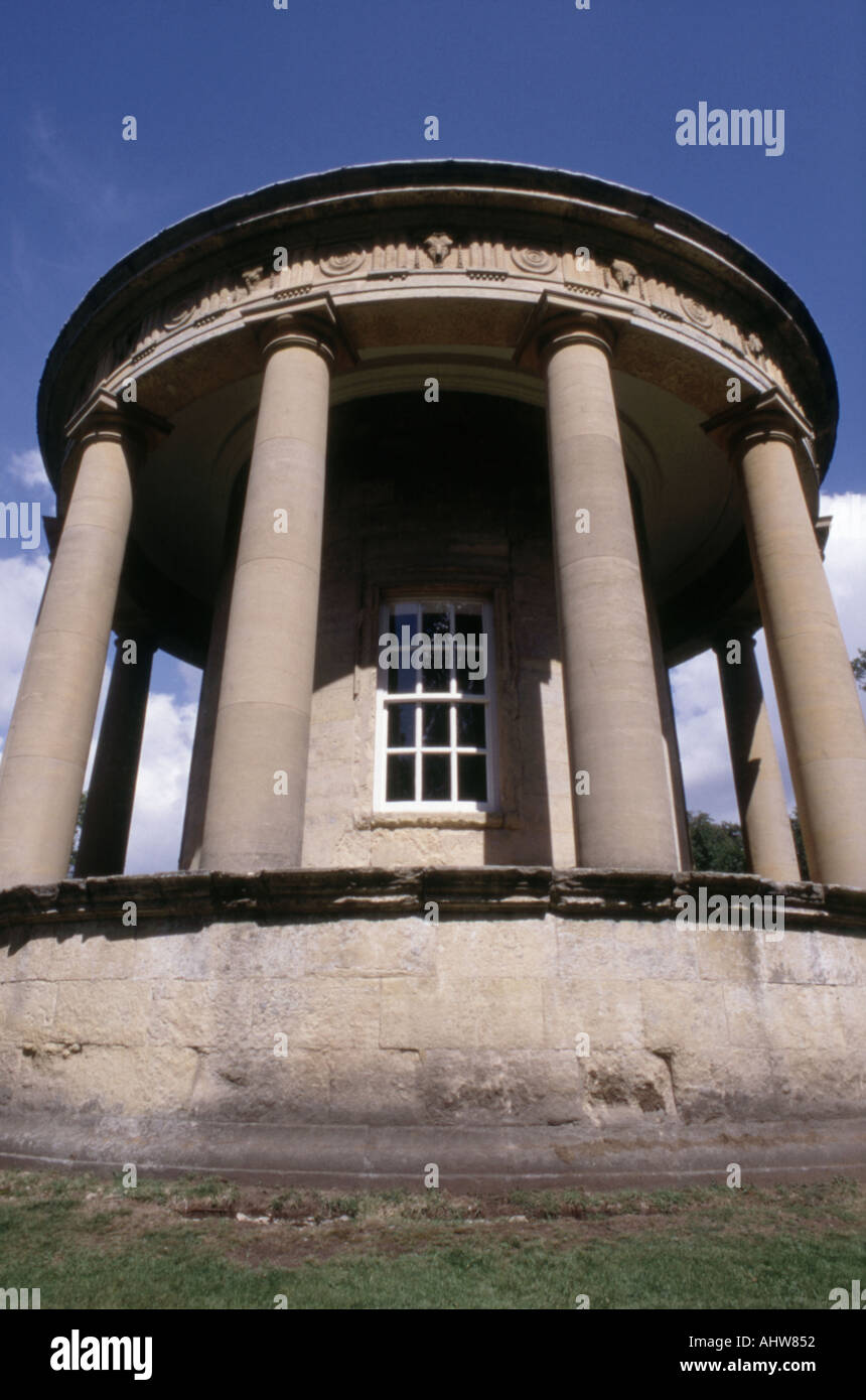 Roman circular temple hi-res stock photography and images - Alamy