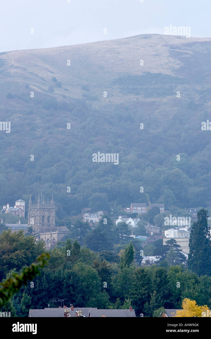 Town of Malvern in Worcestershire UK overlooked by the Malvern Hills ...