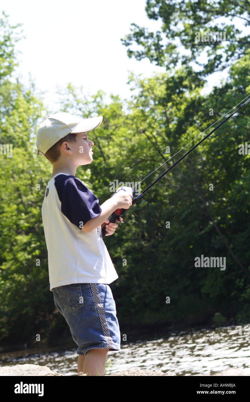 Kid fisher hi-res stock photography and images - Alamy