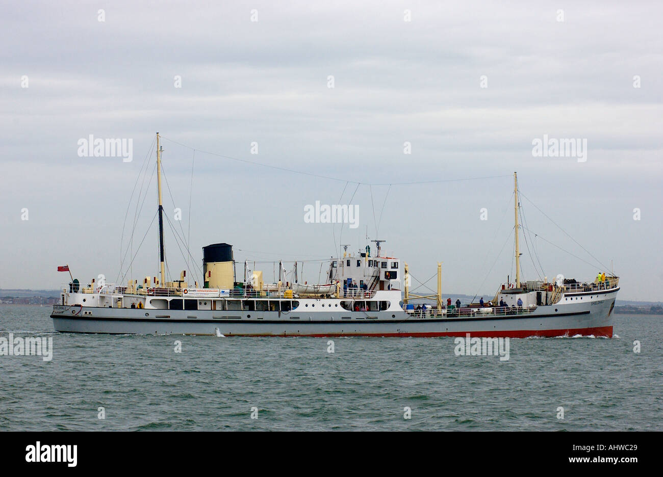 A steam ship with passengers Stock Photo - Alamy