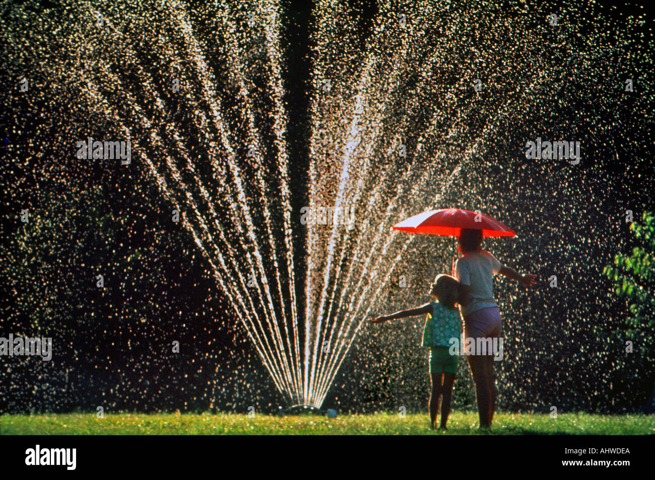 Under stand hi-res stock photography and images - Alamy