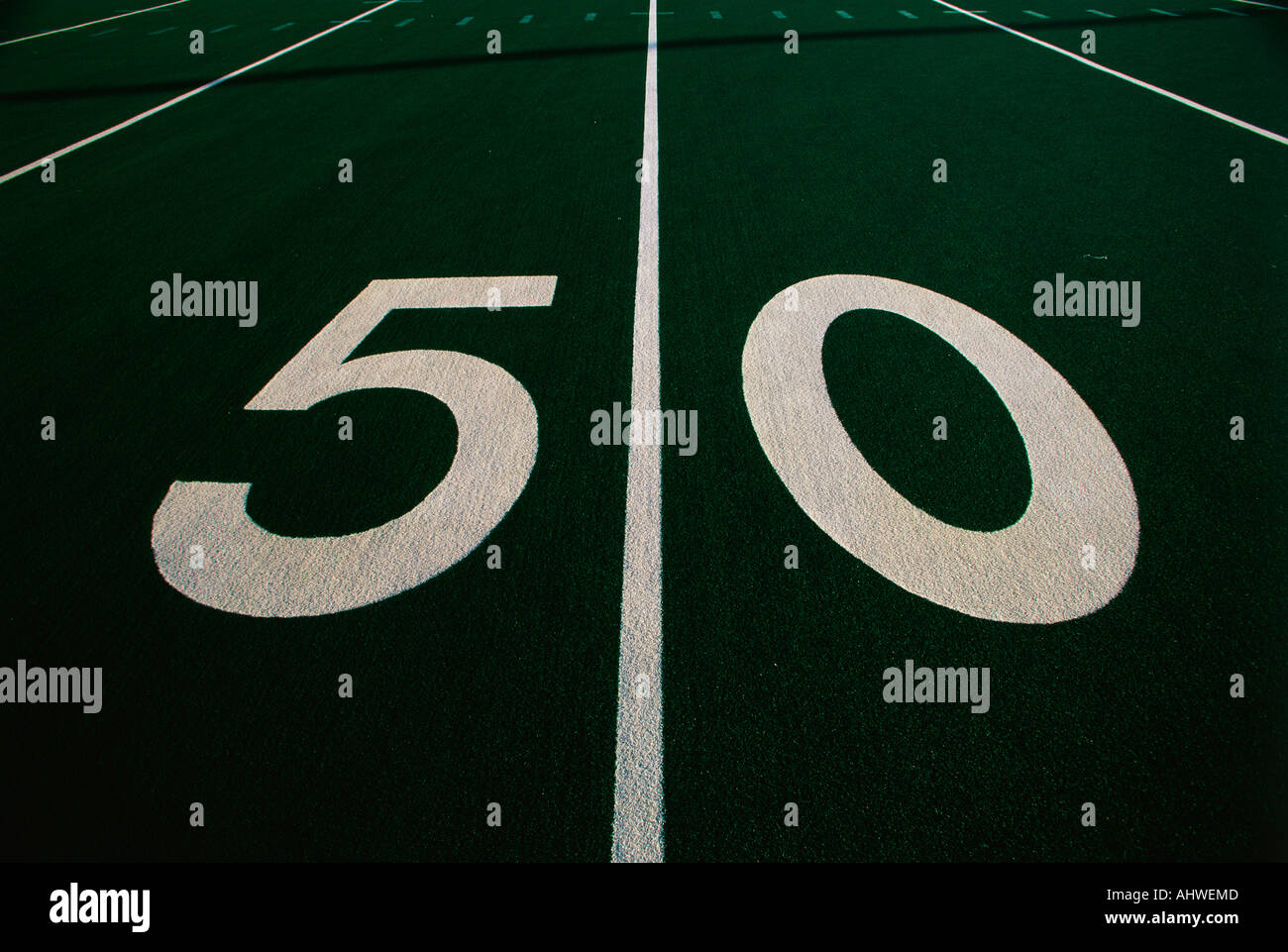This is the 50 yard line of a football field Stock Photo - Alamy