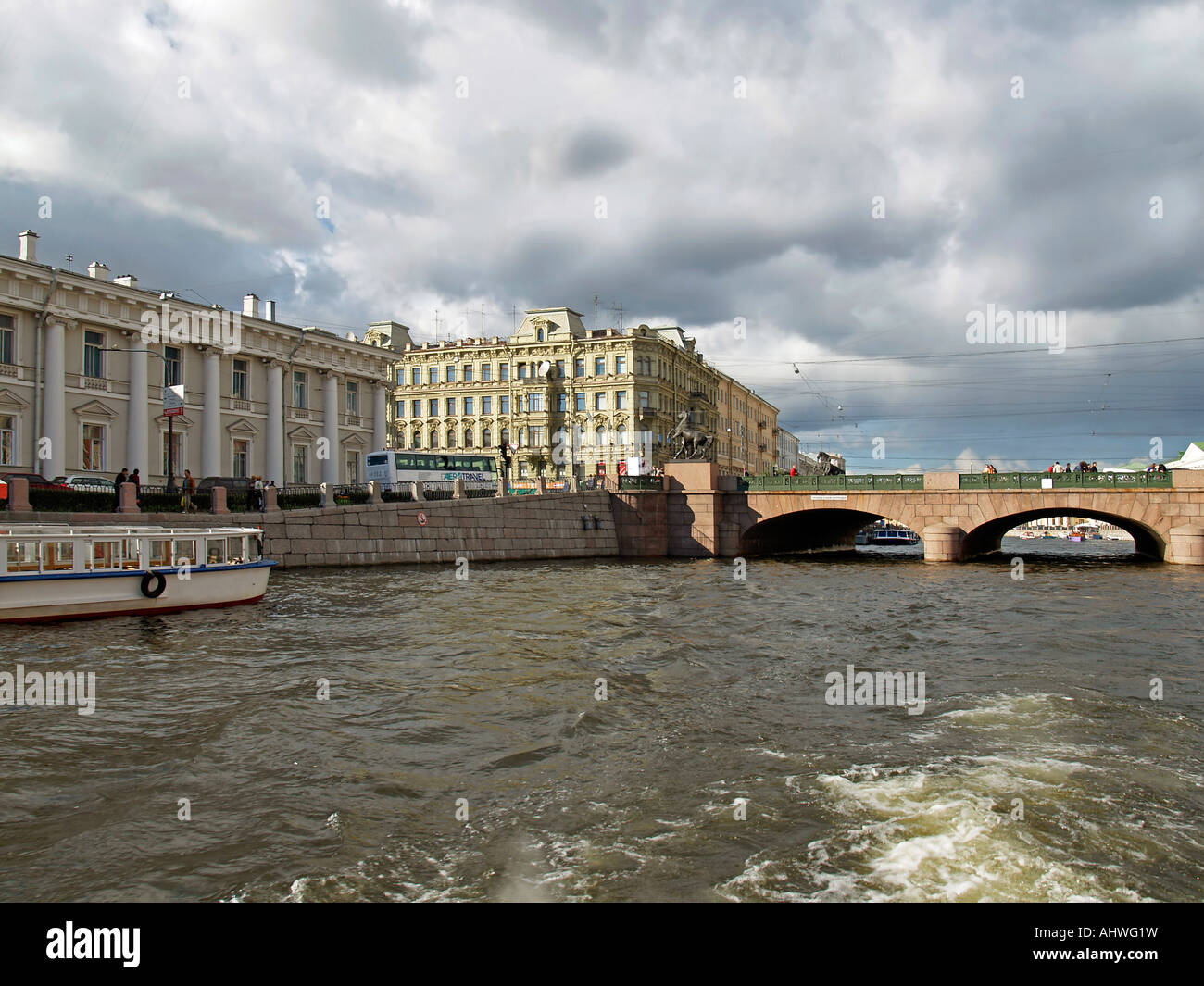 Anitschkow bridge over the river channel Fontanka in Saint Petersburg ...