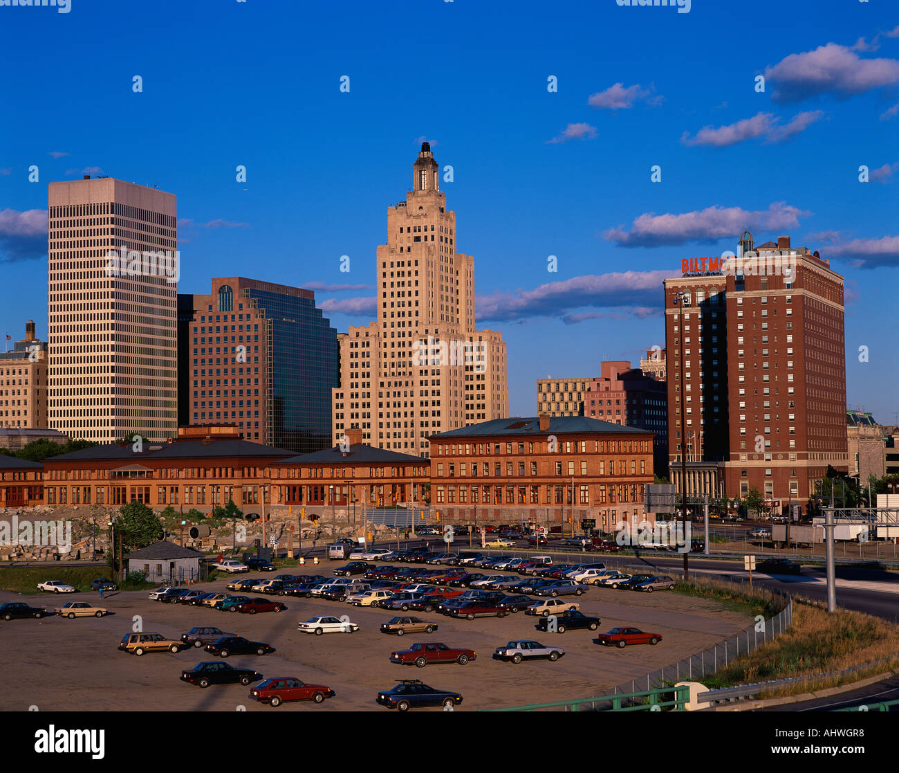 State capitol square hi-res stock photography and images - Alamy