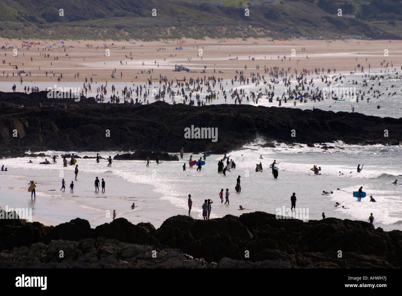 crowds of people on the beach at Woolacombe Devon UK Stock Photo - Alamy