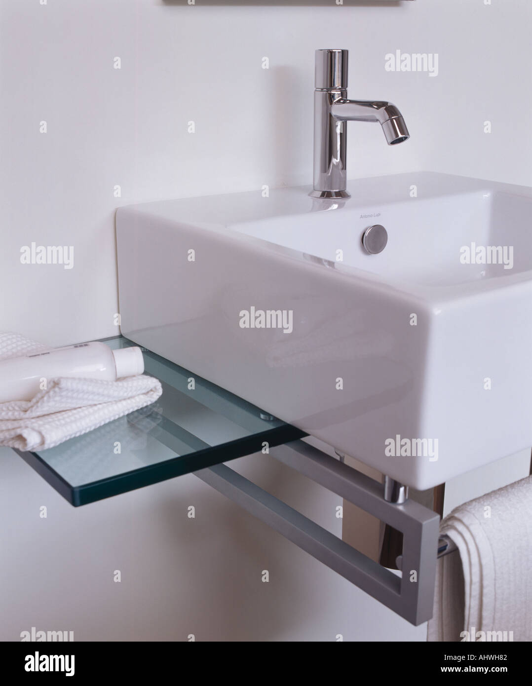 Flannel washing hi-res stock photography and images - Alamy