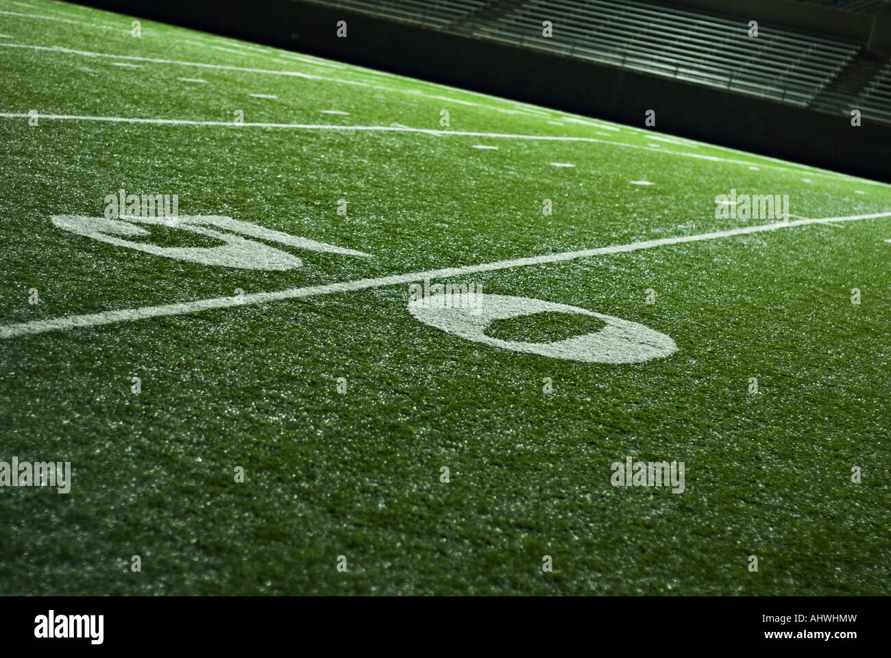 50 yard line in hi-res stock photography and images - Alamy