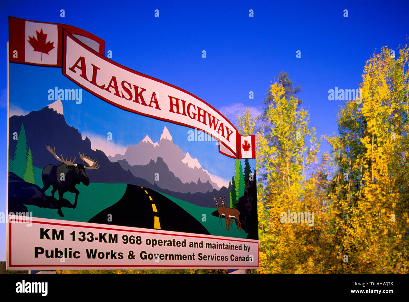 Highway signs british columbia hi-res stock photography and images - Alamy