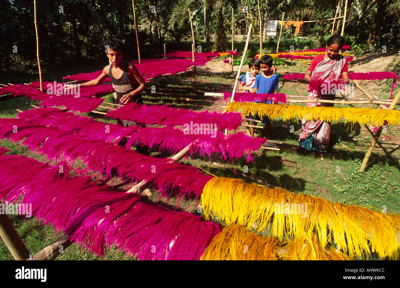 Jute bangladesh hi-res stock photography and images - Alamy