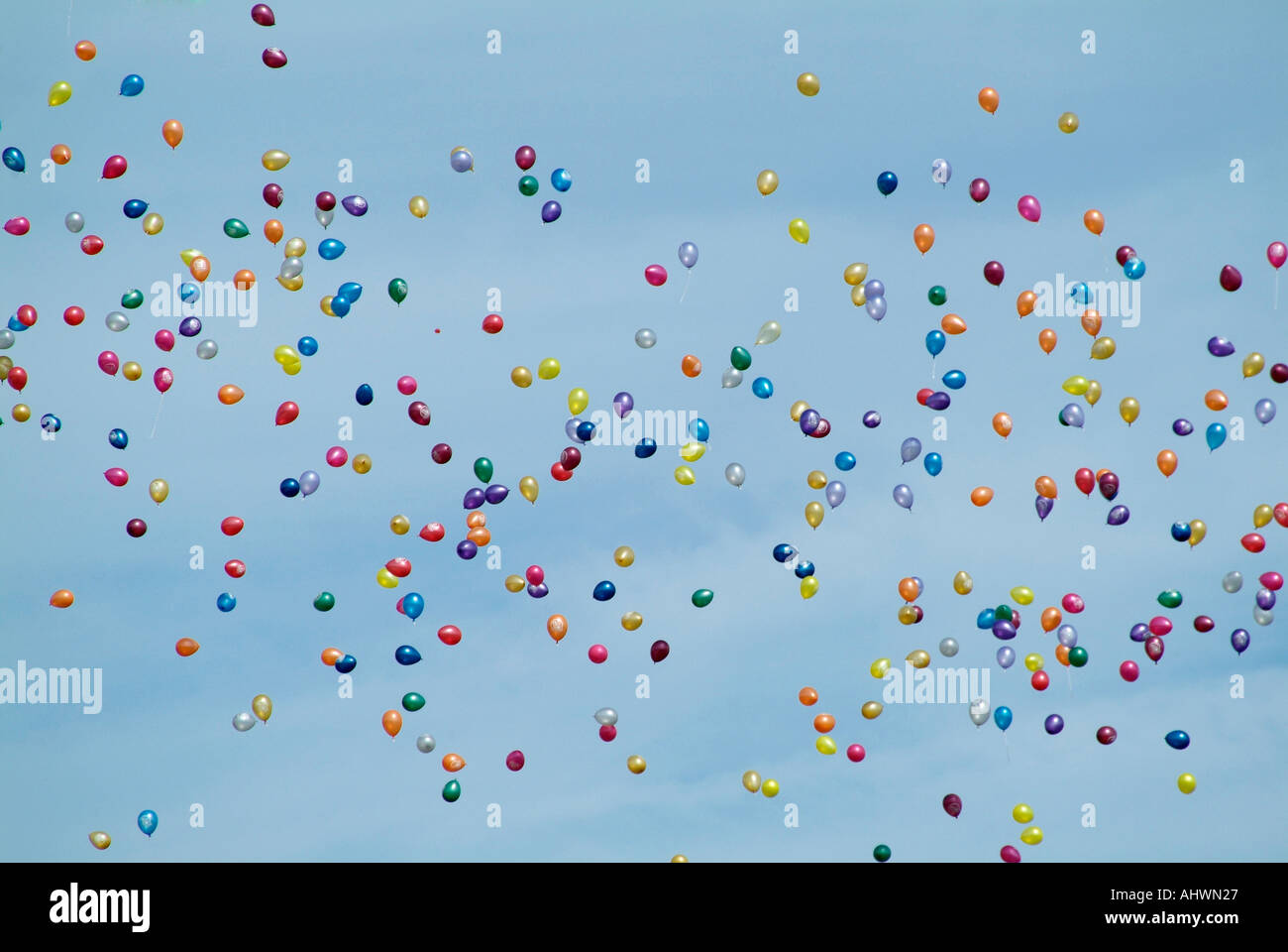 Party balloons released hi-res stock photography and images - Alamy