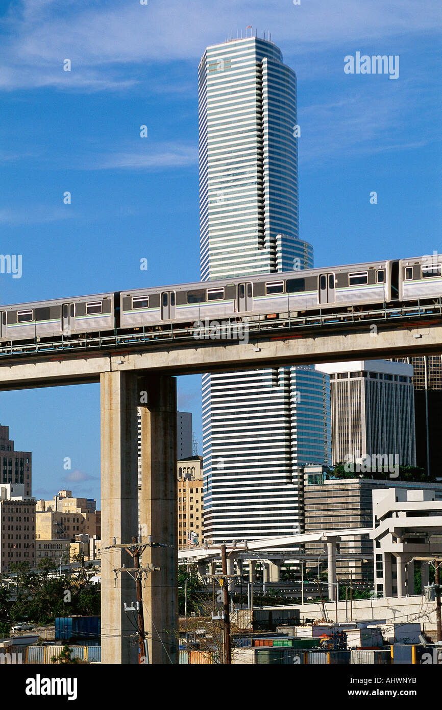 Miami metro rail hi-res stock photography and images - Alamy