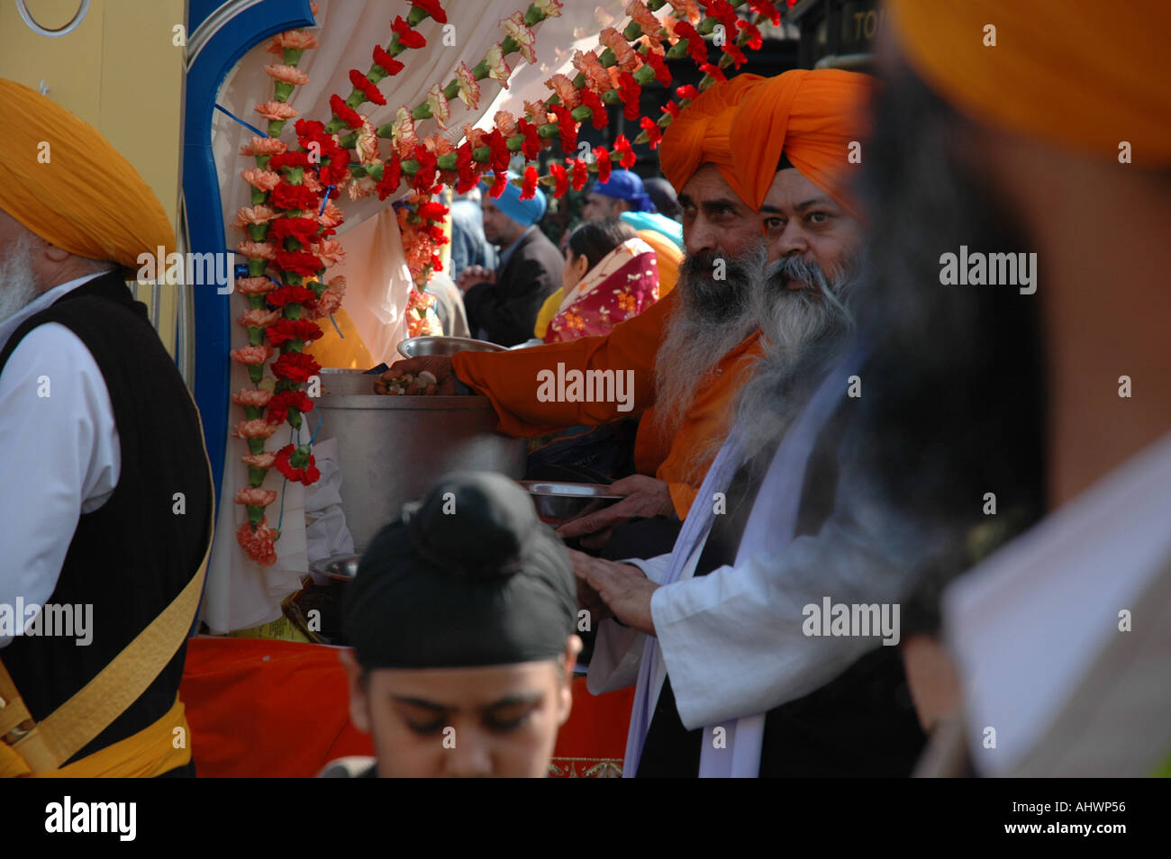 Southall england sikh turban hi-res stock photography and images - Alamy