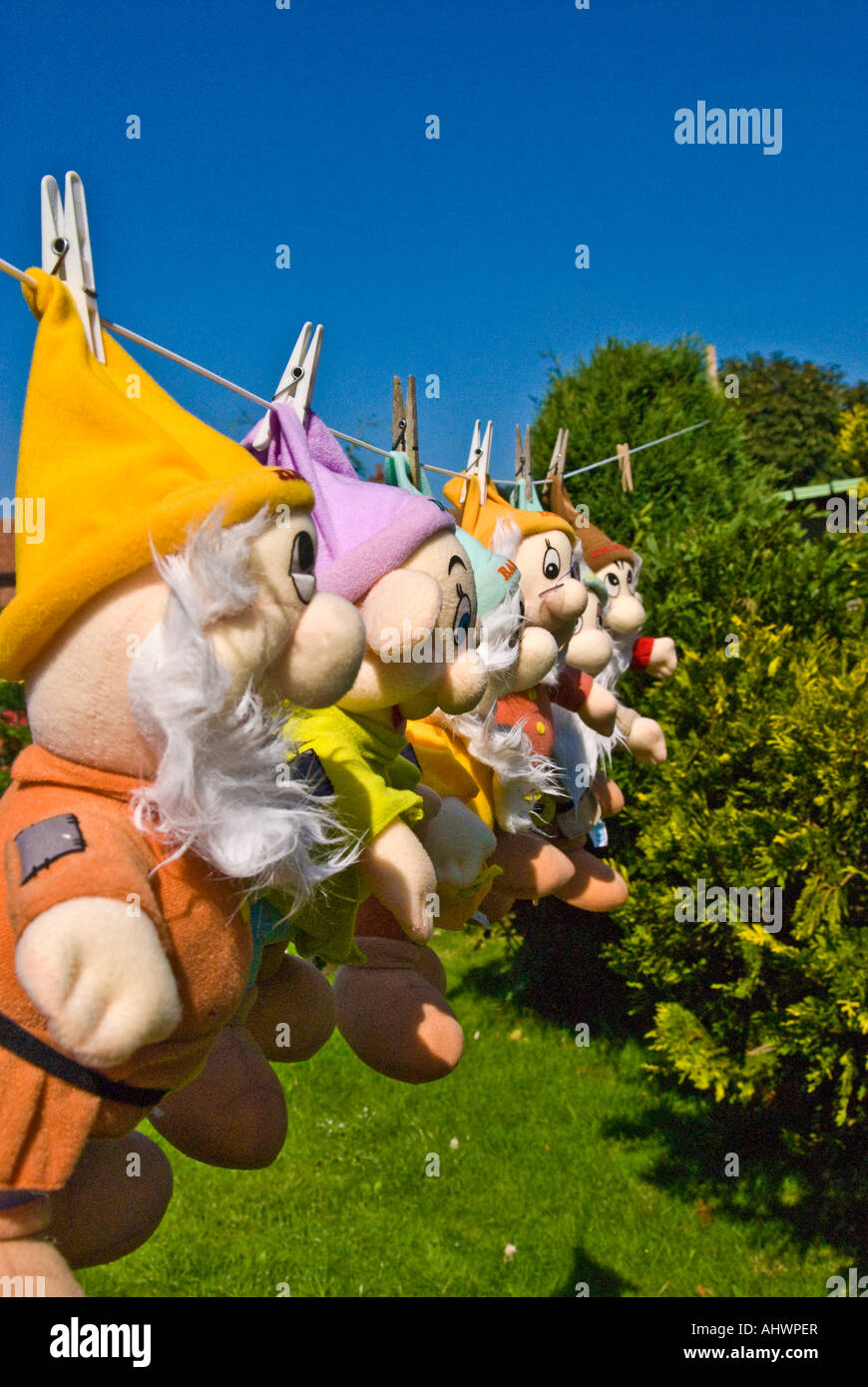 Snow white's seven dwarfs hi-res stock photography and images - Alamy