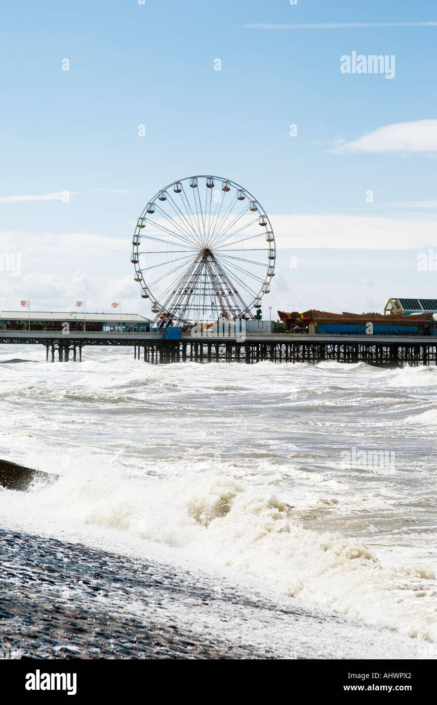 Rough sea Blackpool Stock Photo - Alamy