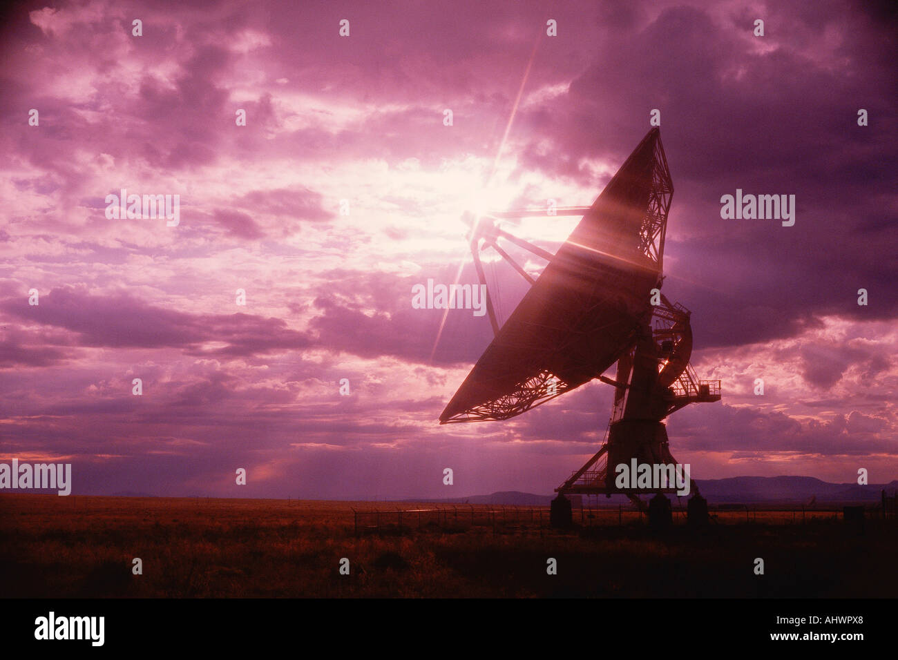 VLA Very Large Array radio telescope dishes against purple sky Stock ...