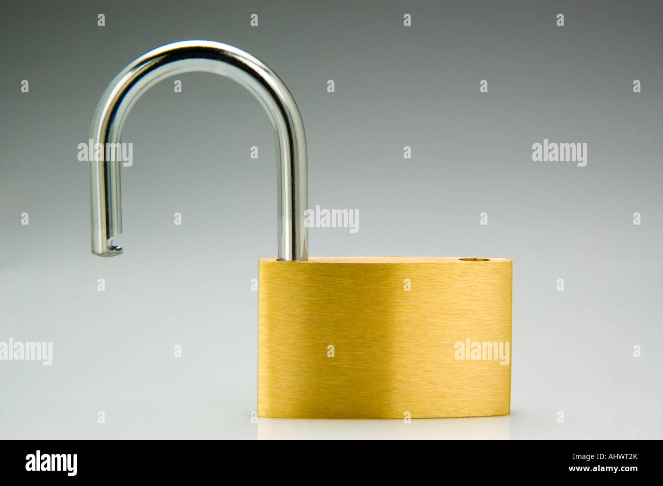 Brass padlock hi-res stock photography and images - Alamy
