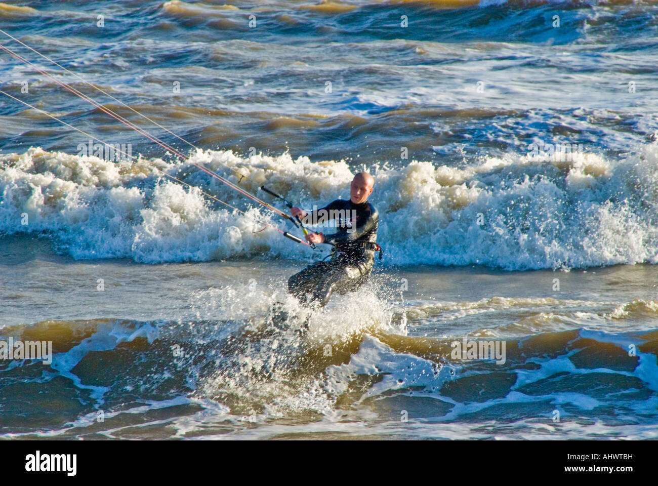 Man ParaSurfing on a Suffolk beach Stock Photo - Alamy