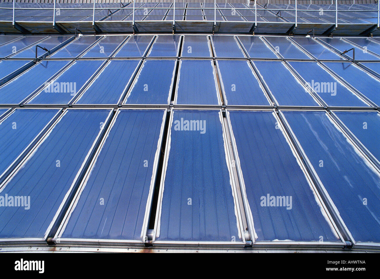 Field of solar panels Stock Photo - Alamy