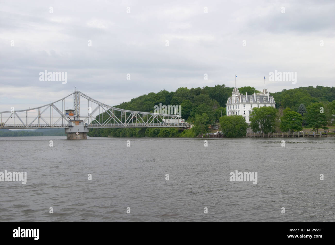 Goodspeed Opera House on the Connecticut River in East Haddam ...
