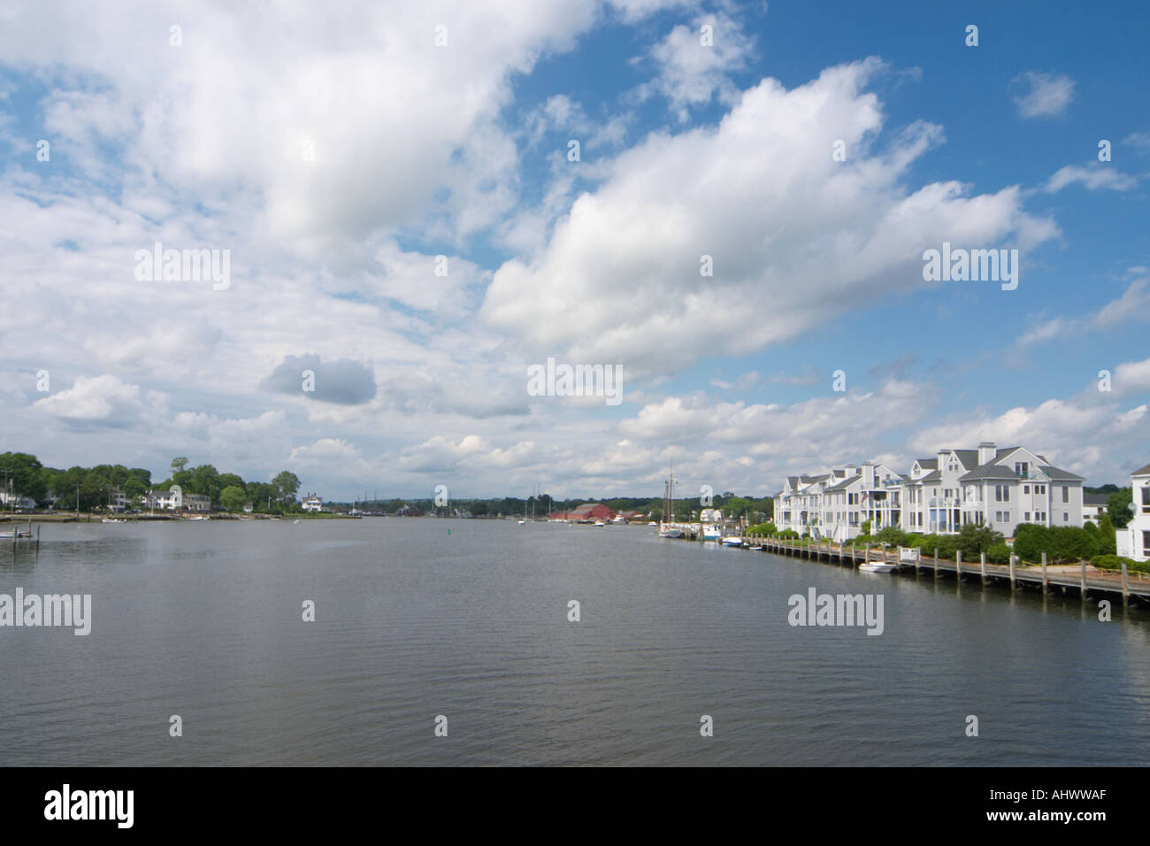 Downtown mystic, connecticut hi-res stock photography and images - Alamy