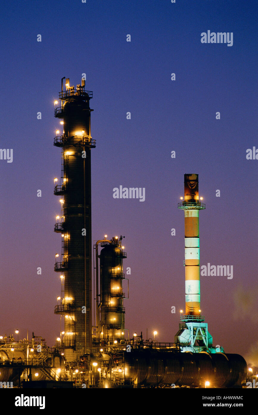 Oil refinery at night Stock Photo - Alamy