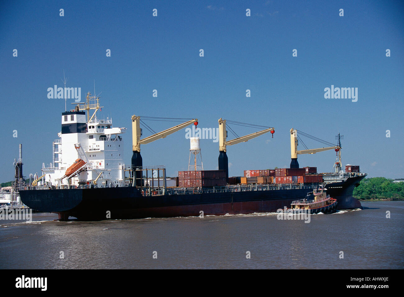 Cargo ship on savannah river hi-res stock photography and images - Alamy