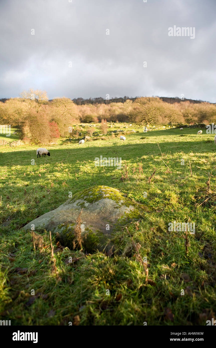 Distant view of Froggatt Edge, Peak District, Derbyshire Stock Photo ...
