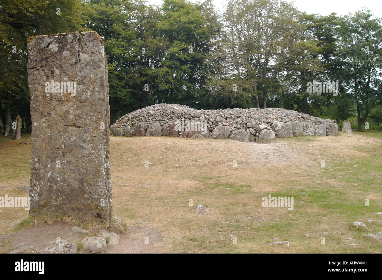 Clava cairns at Balnuaran of Clava, Inverness. Highland, Region ...