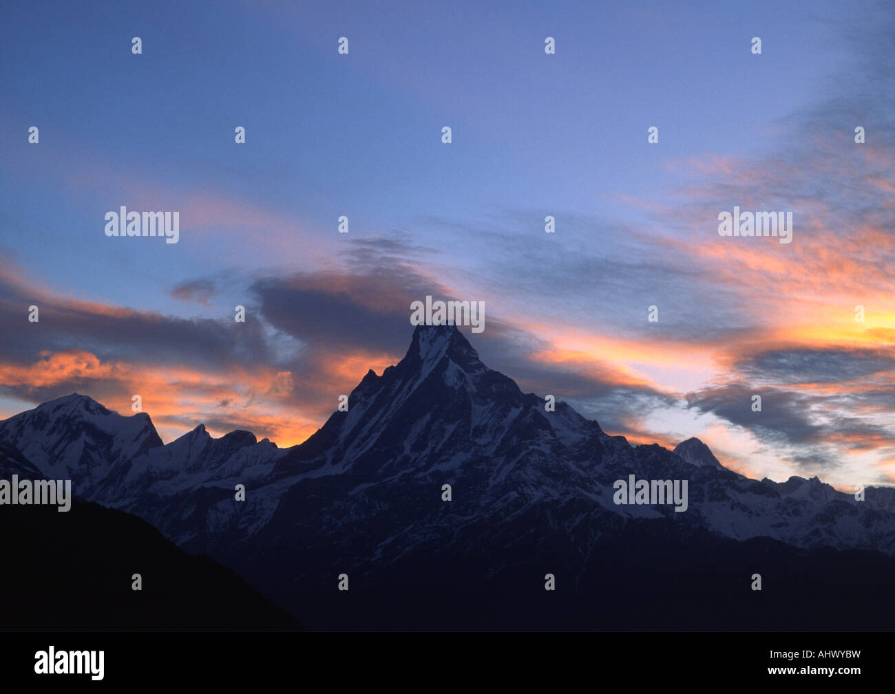 Machhapuchhare Sunrise , Nepal II Stock Photo - Alamy