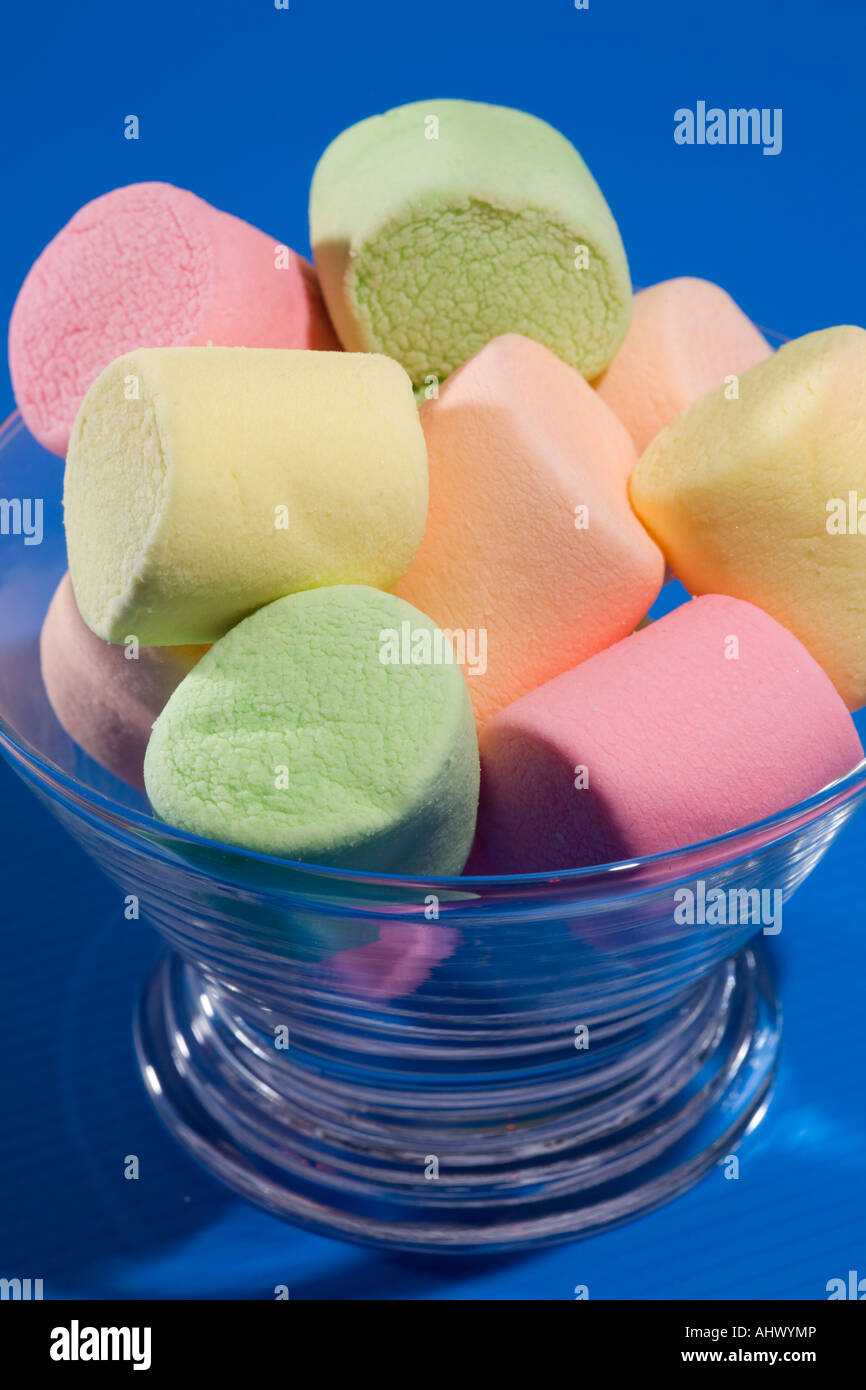 Childrens favourite sweets hi-res stock photography and images - Alamy