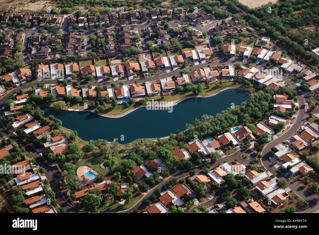 Suburban neighborhood house hi-res stock photography and images - Alamy
