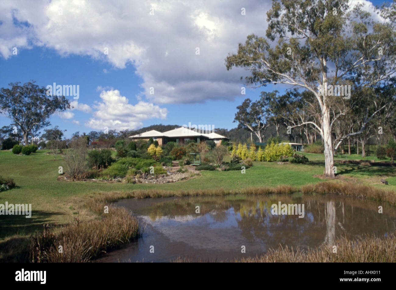Rural new home hi-res stock photography and images - Alamy