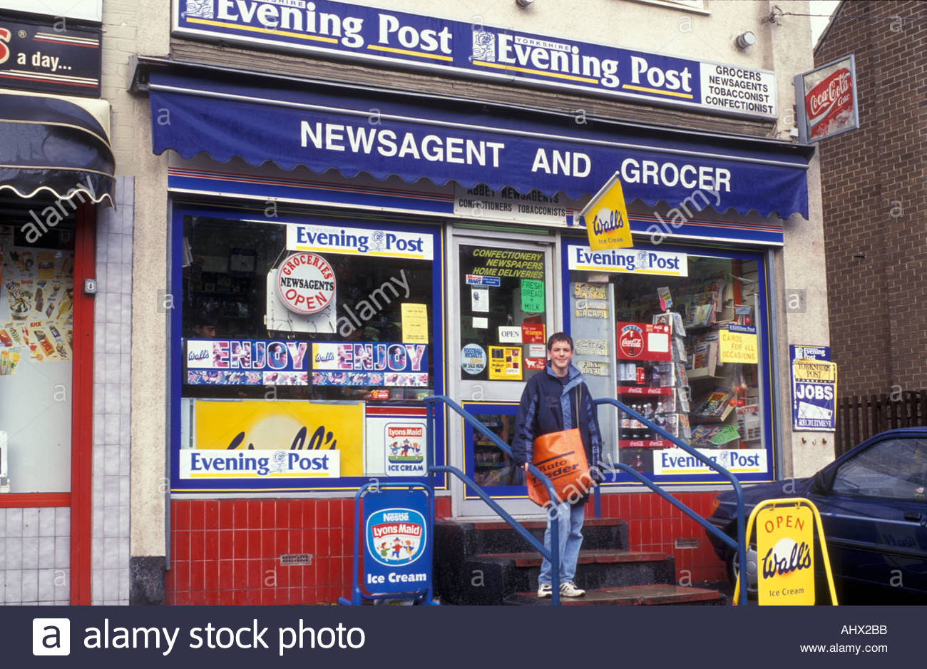 Paperboy Uk High Resolution Stock Photography and Images - Alamy