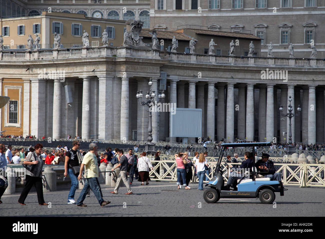 Vatican police hi-res stock photography and images - Alamy